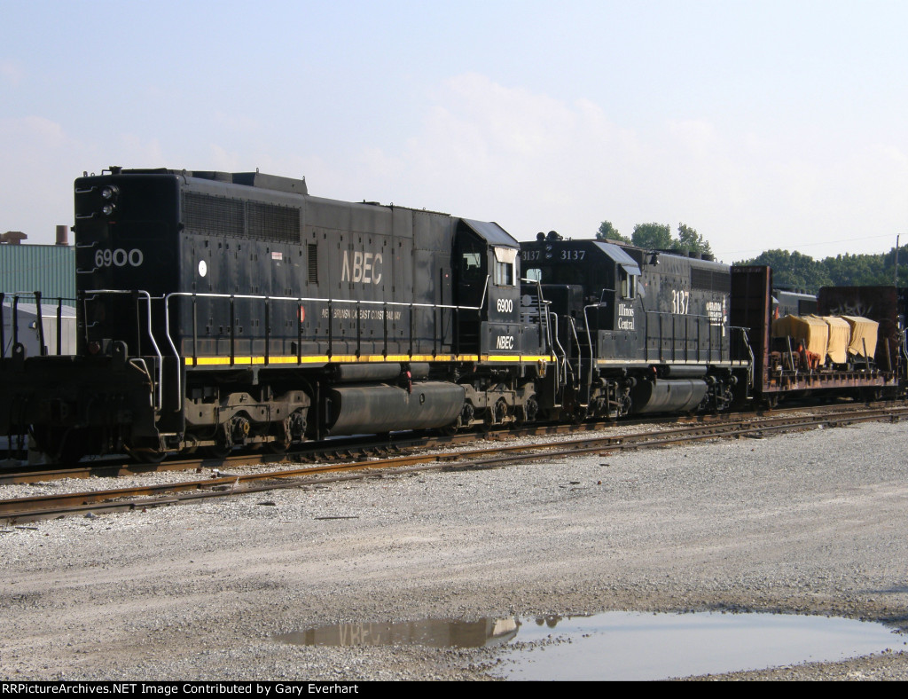 NBEC 6900 and IC 3137 ready to move out